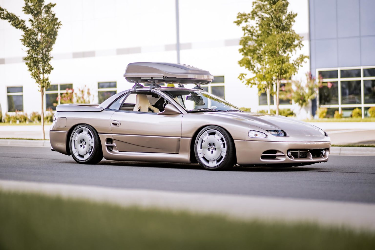 3000GT Spyder - Outside the Box | S3 Magazine