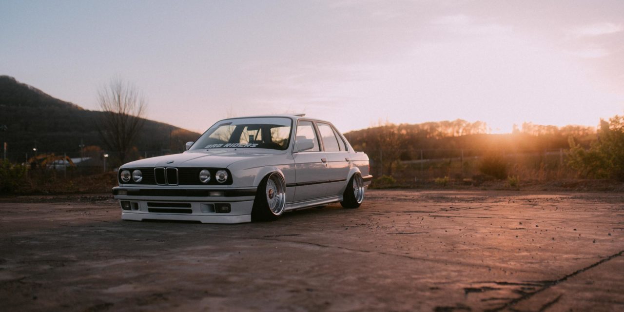 BMW E30 Sedan - the energy of an era | S3 Magazine