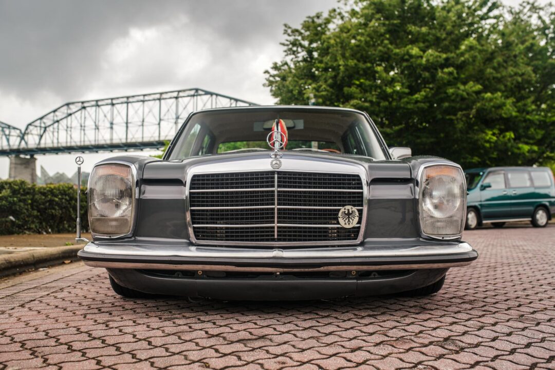 Bagged 1976 Mercedes Benz 300D | S3 Magazine