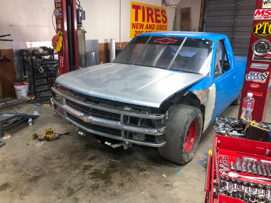 Low & Wide OBS Silverado - on a Craftsman Truck Series chassis | S3 ...