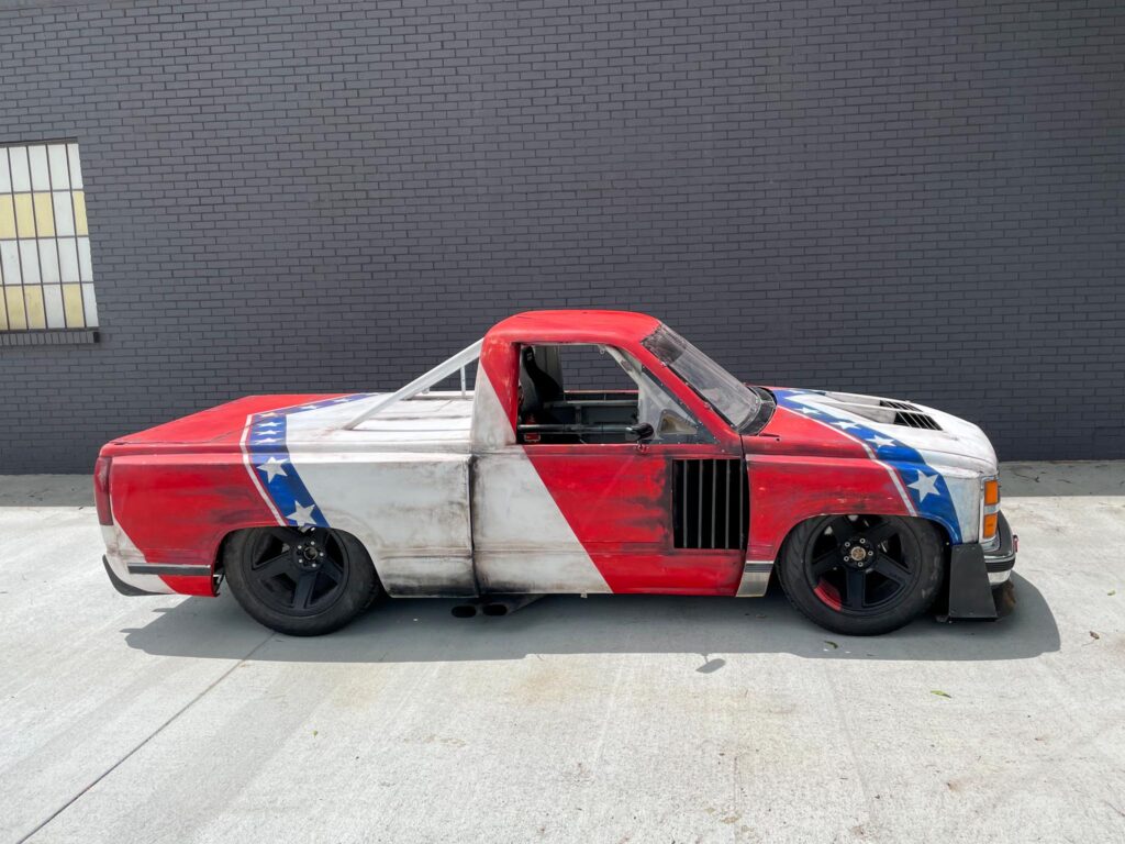 Low & Wide OBS Silverado - on a Craftsman Truck Series chassis | S3 Magazine